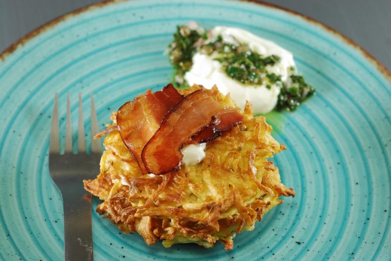 TORTITAS DE APIONABO CON BACON & SALSITA – Come conmigo